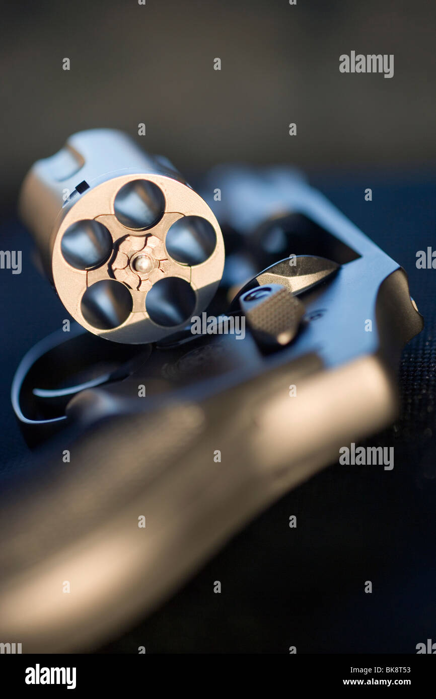 Close up of Hammerless 38 Special Smith & Wesson pistol Stock Photo - Alamy