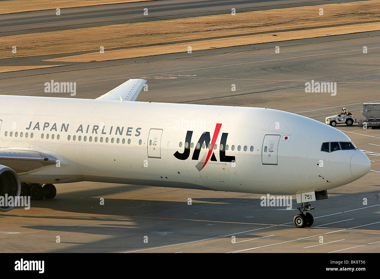 Tokyo (Japan) : Japan Airlines (JAL Stock Photo - Alamy