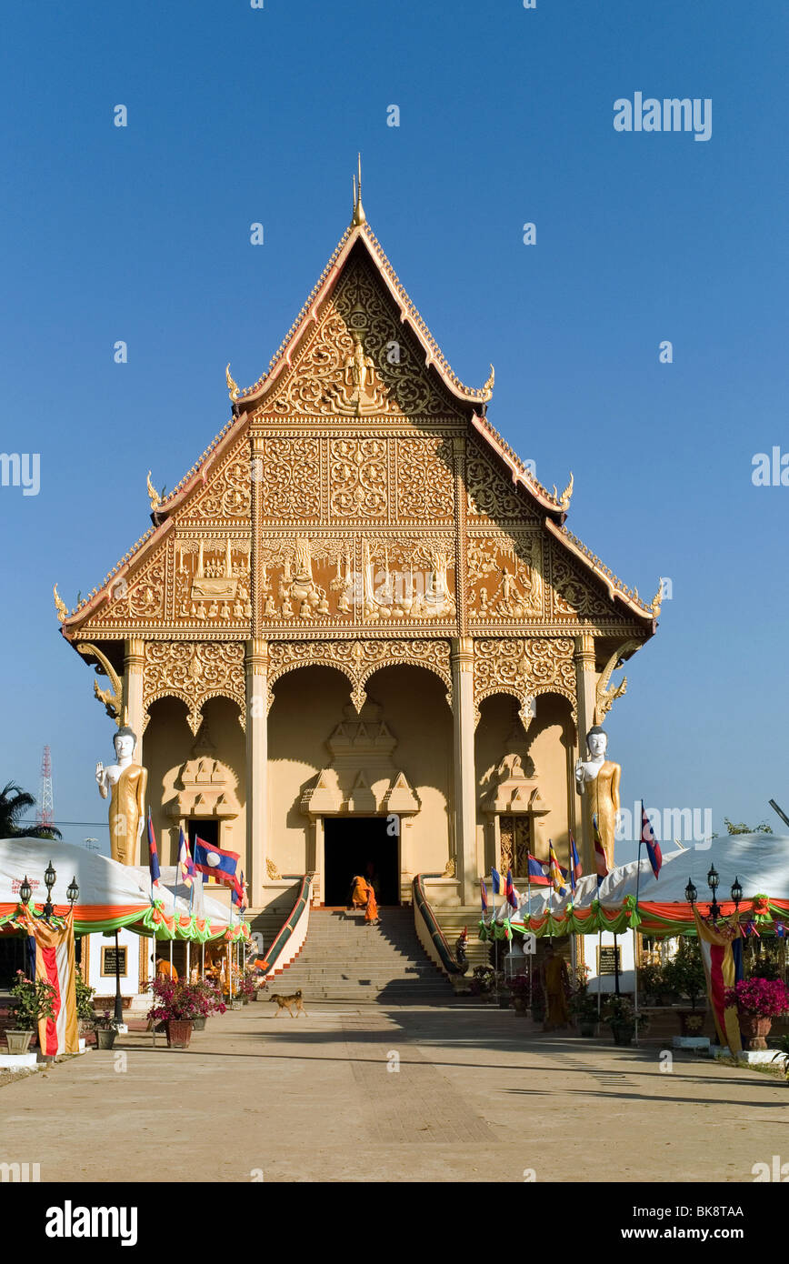Vientiane (Laos) : Pha Tha Luang Stock Photo - Alamy