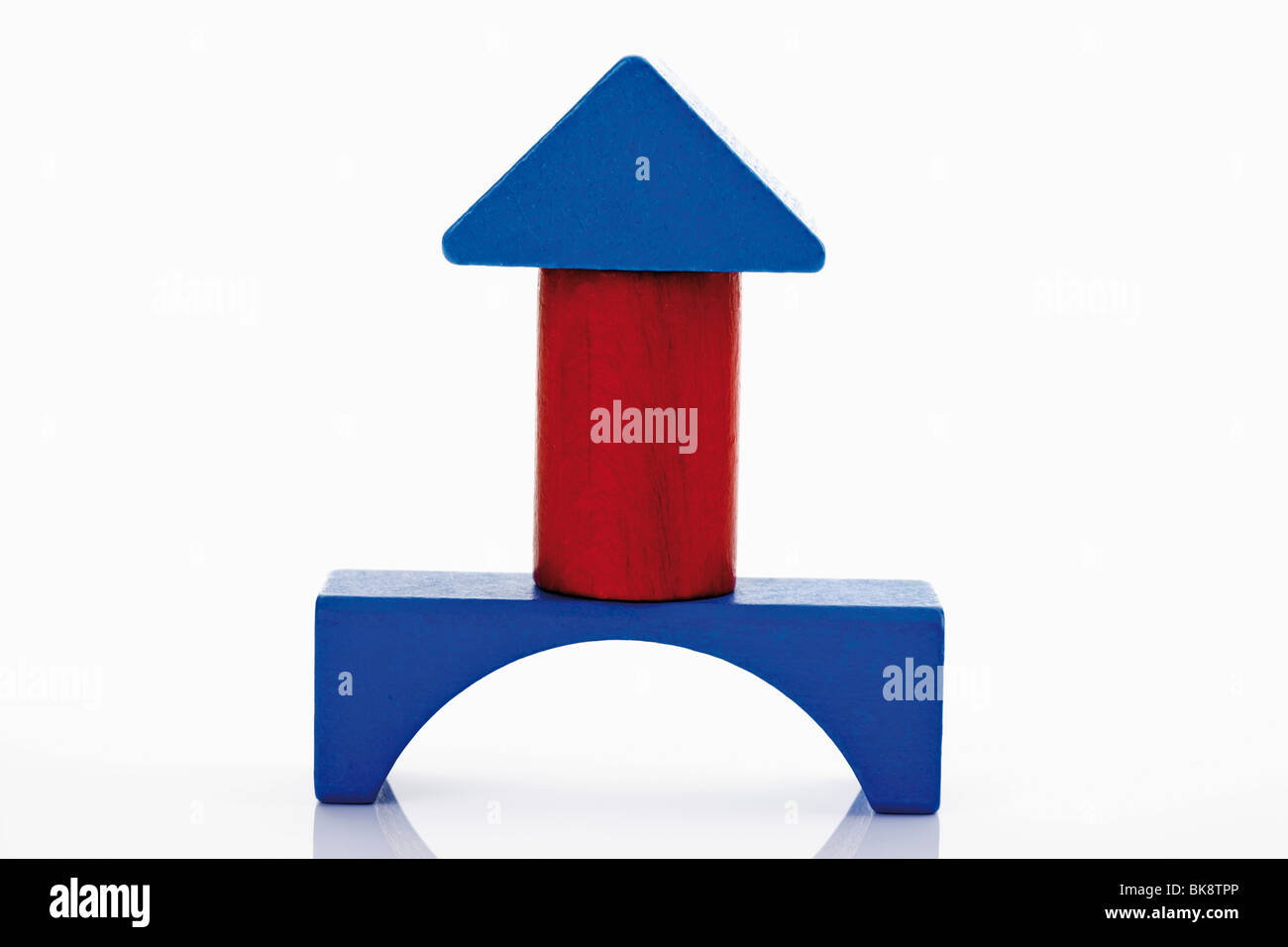 One tower bridge building Cut Out Stock Images & Pictures - Alamy