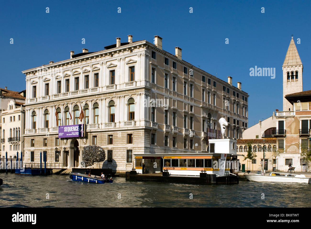 Italy, Venice : Palazzo Grassi Stock Photo - Alamy