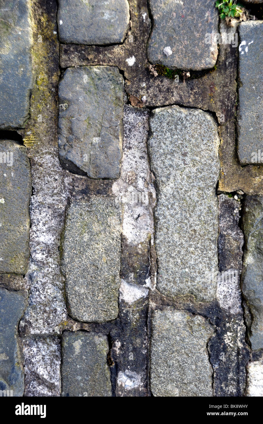 Cobbles cobbled path pathway road surface hi-res stock photography and ...