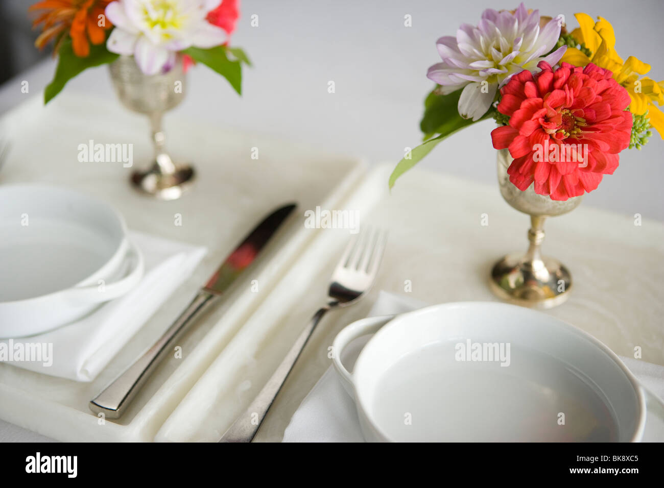 Setting up table hi-res stock photography and images - Alamy