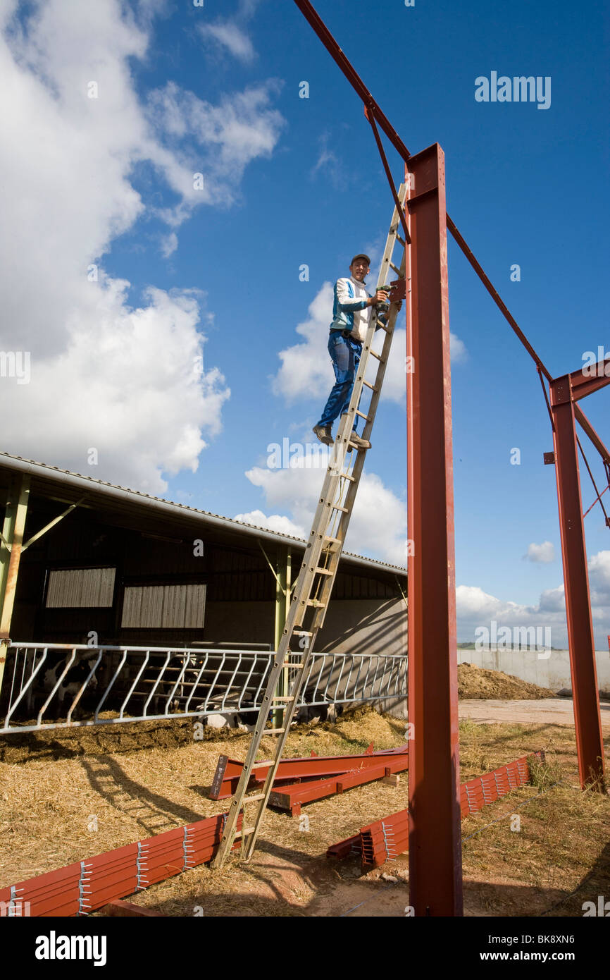 Traction shed hi-res stock photography and images - Alamy