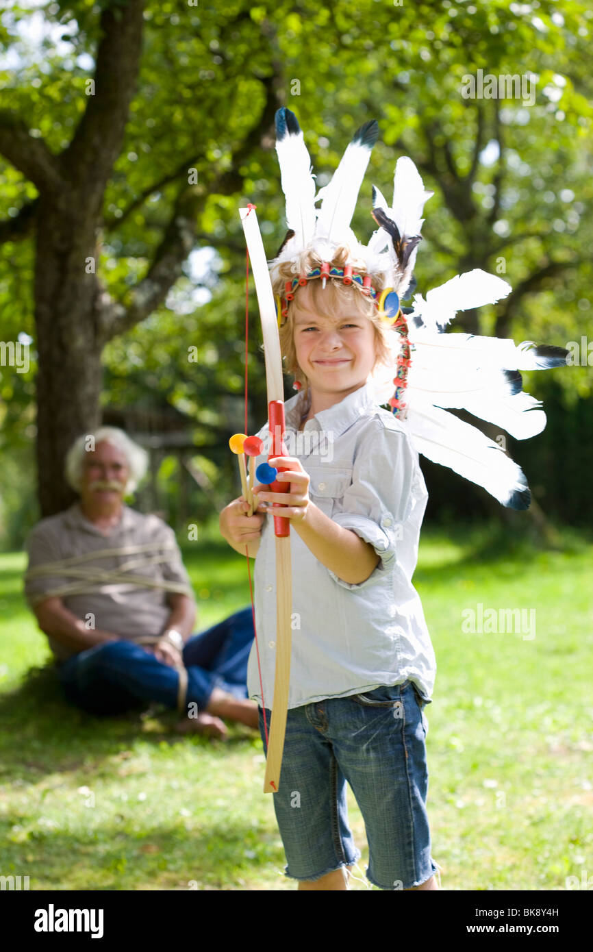 Man disguised as tree hi-res stock photography and images - Alamy
