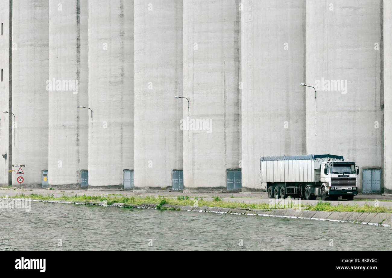 Silos in the port of Rouen (76 Stock Photo - Alamy