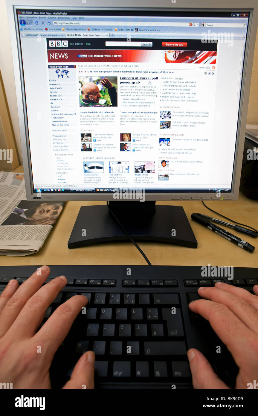 Web internet computer pc bbc hi-res stock photography and images - Alamy