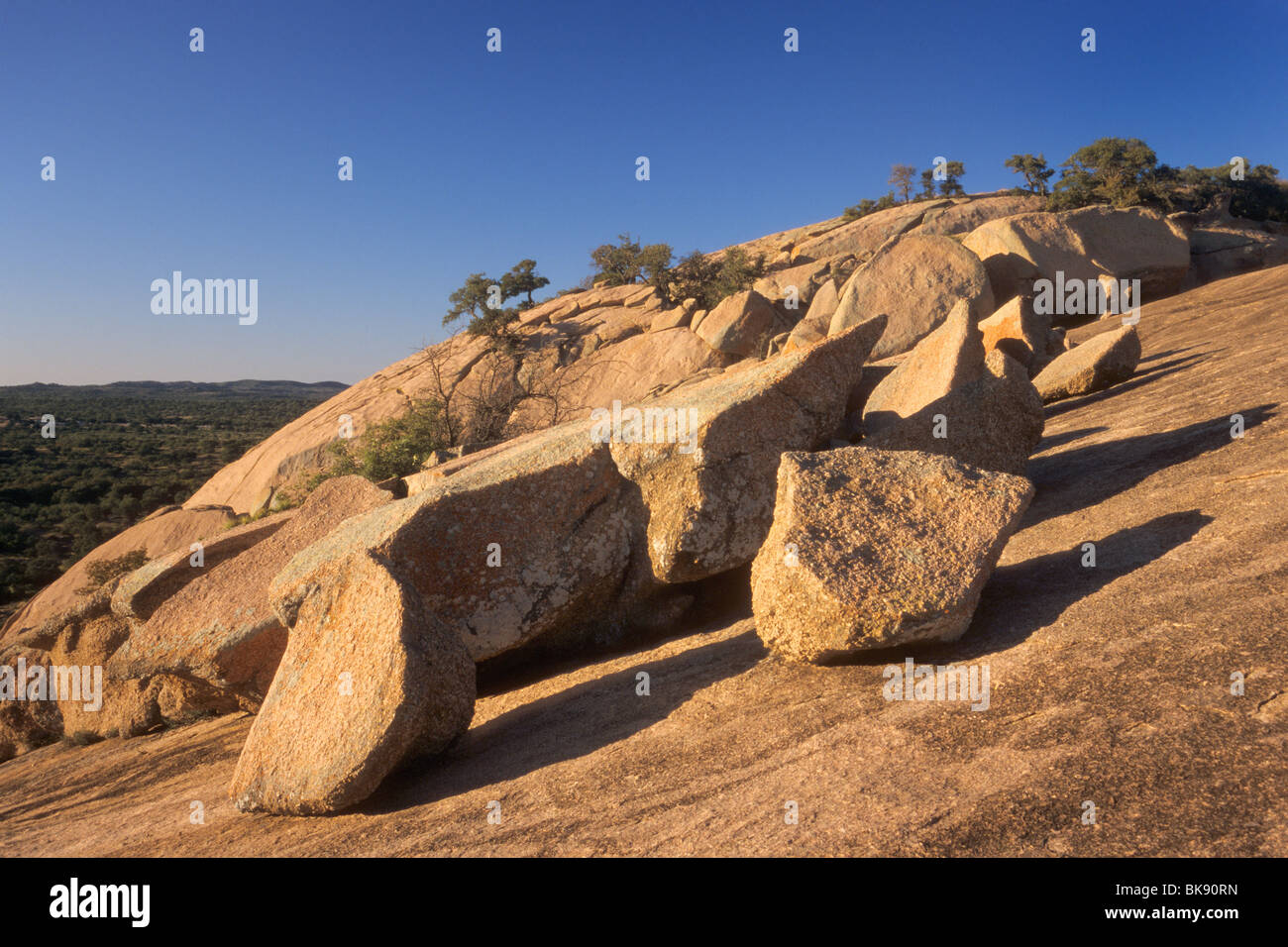 Granite boulders near summit of Enchanted Rock, Texas, USA Stock Photo ...