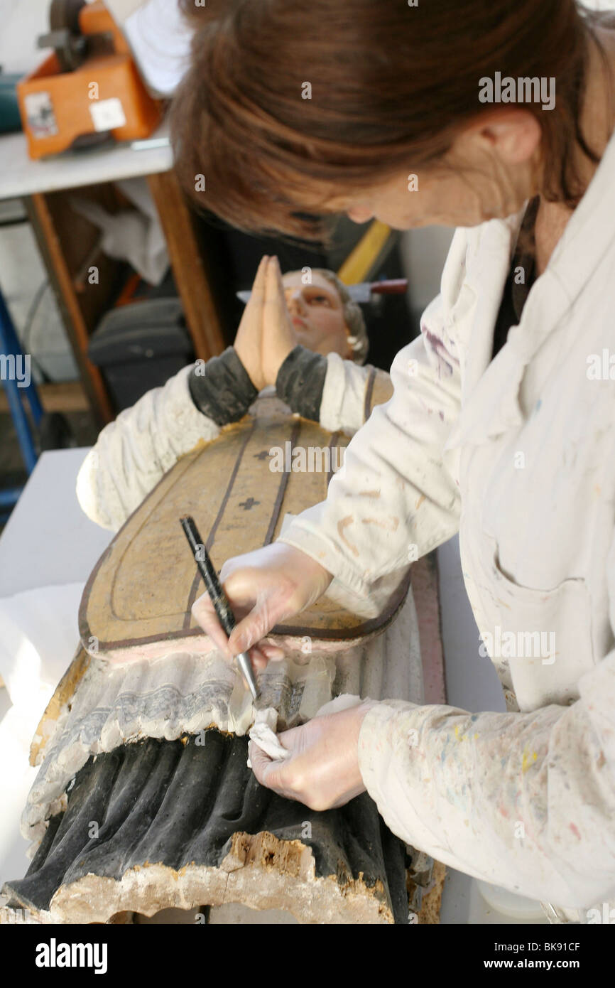 Movable art hi-res stock photography and images - Alamy