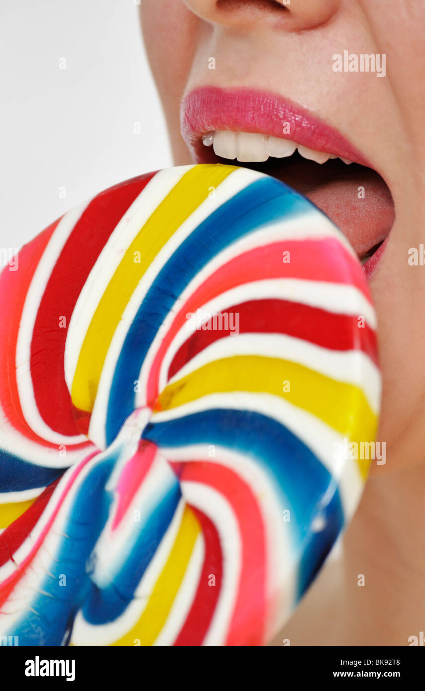 Tasting lollipop hi-res stock photography and images - Alamy