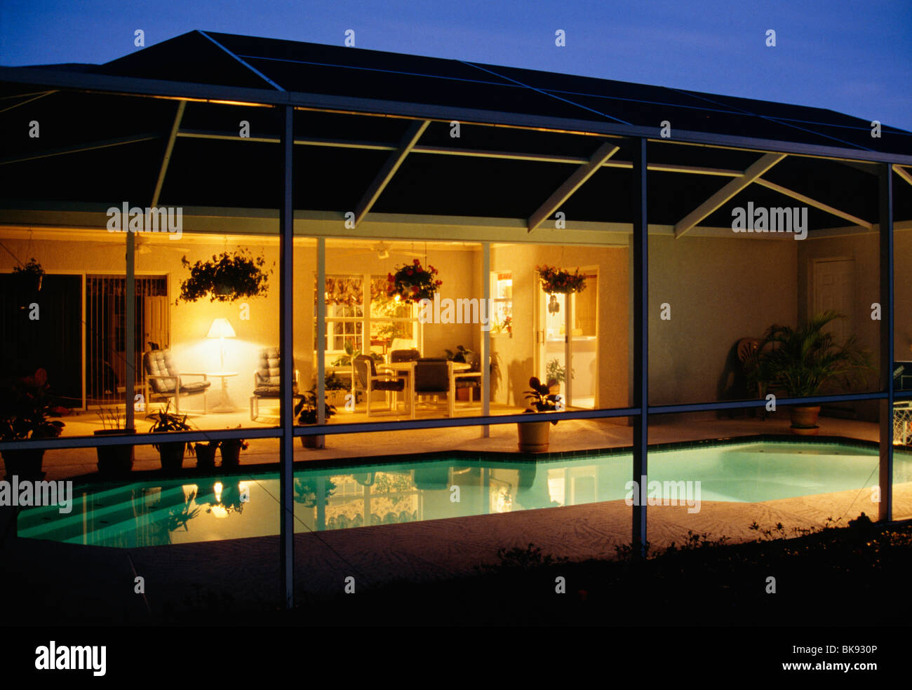 Screened windows hi-res stock photography and images - Alamy