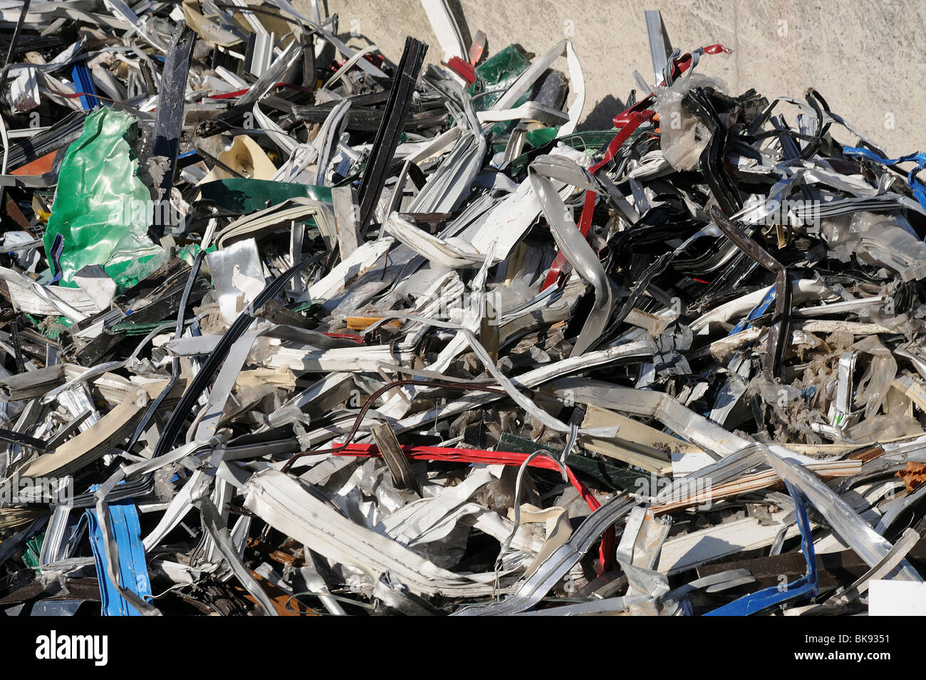 Household waste recycling site hi-res stock photography and images - Alamy