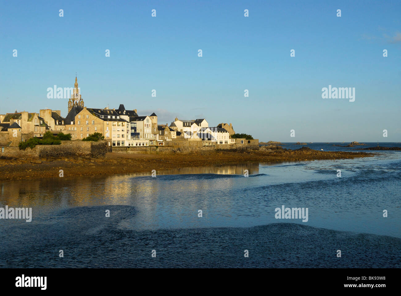 Roscoff Village High Resolution Stock Photography and Images - Alamy
