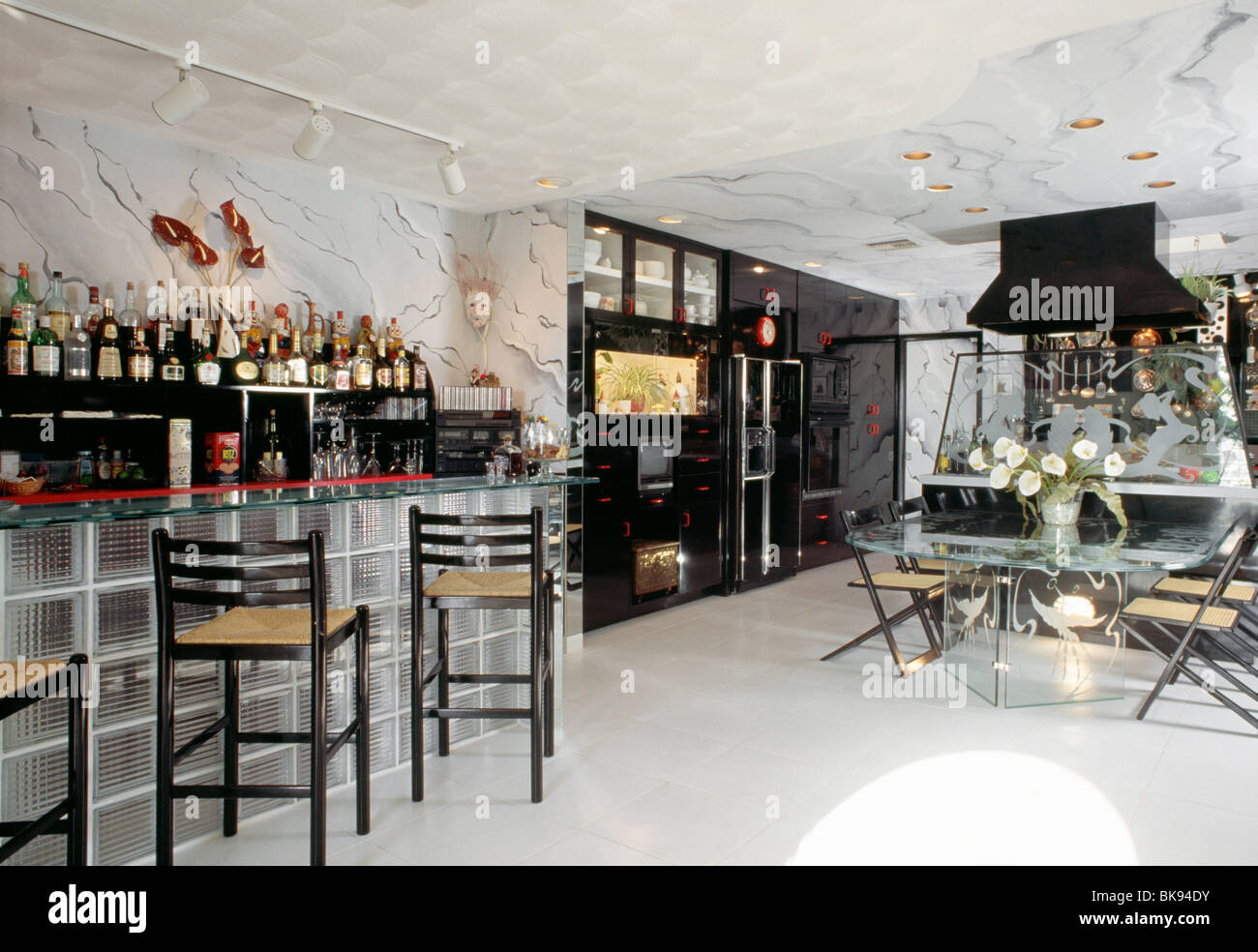 Liquor cabinet black and white hi-res stock photography and images - Alamy