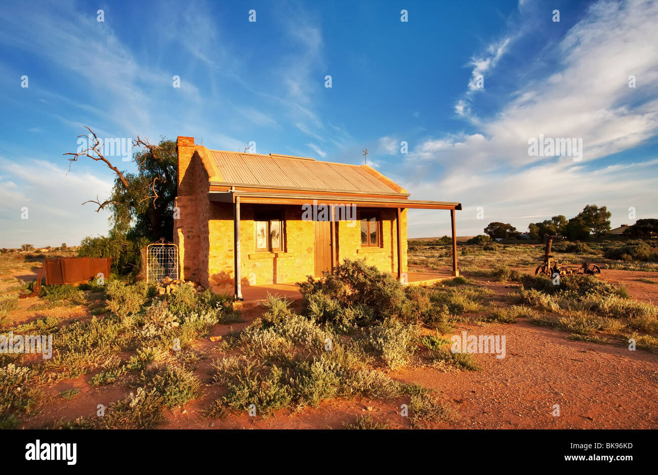 Australian cottage hi-res stock photography and images - Alamy