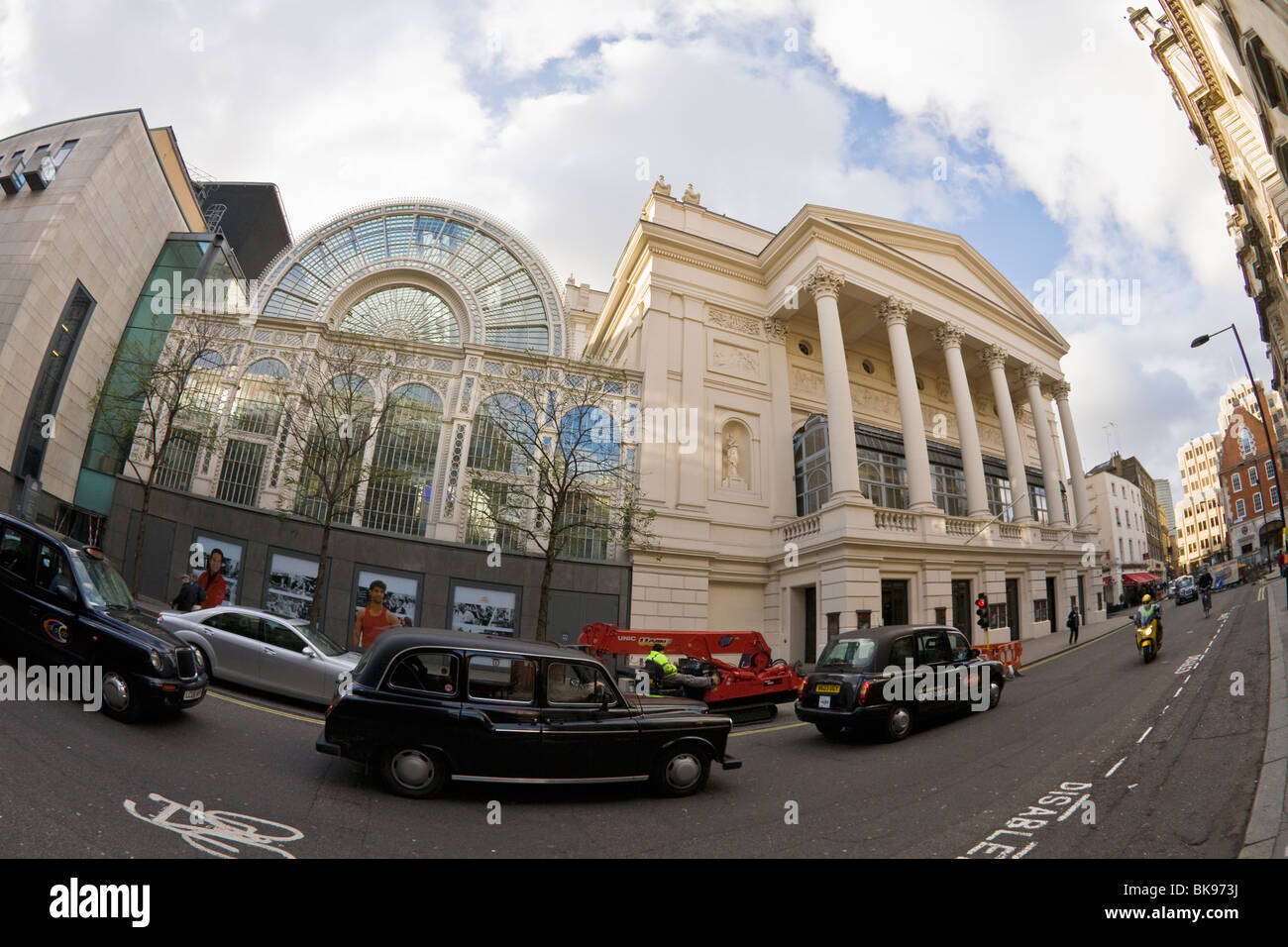 Royal Opera House, Covent Garden, London, England Stock Photo - Alamy