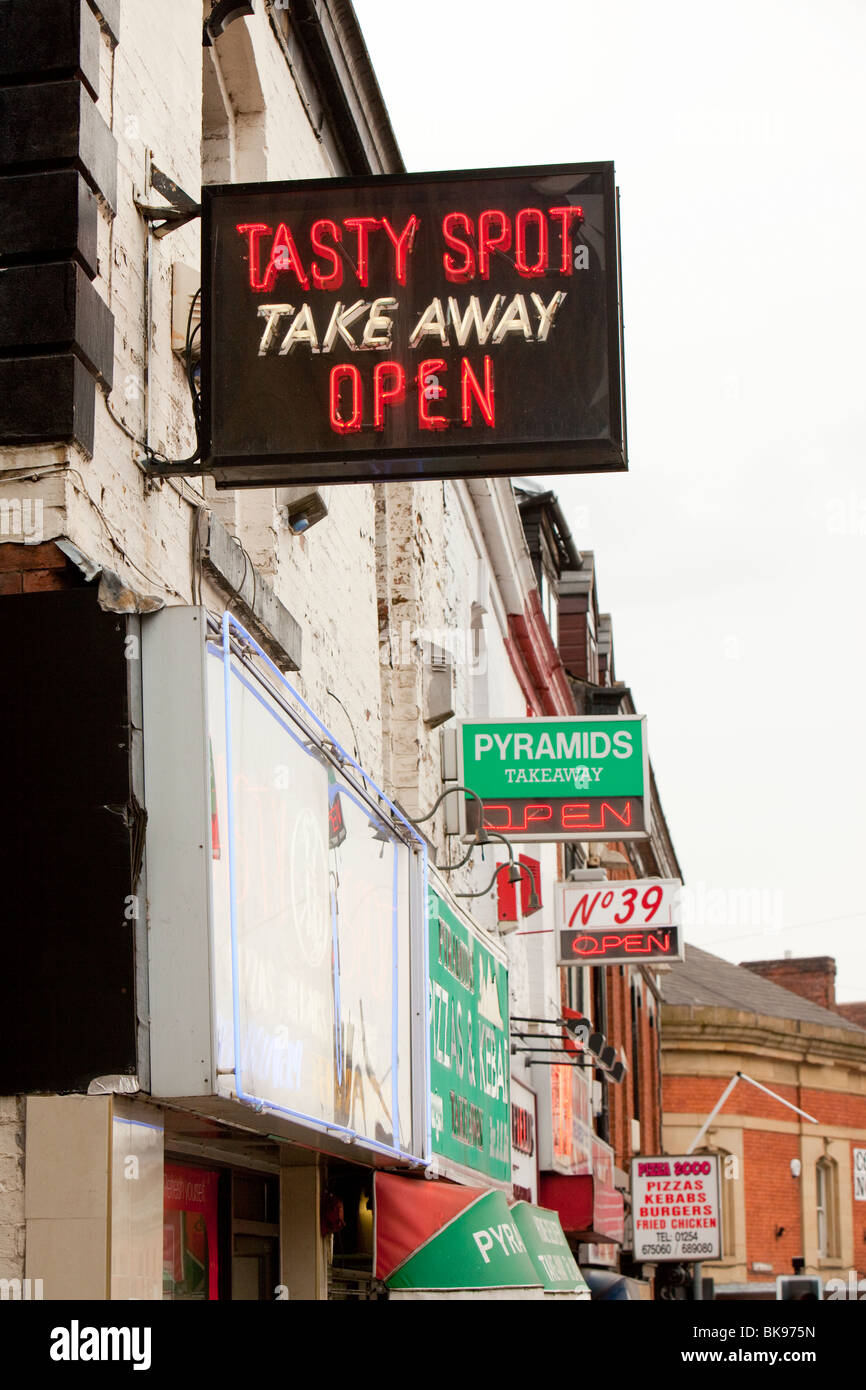 Takeaway food shops hi-res stock photography and images - Alamy