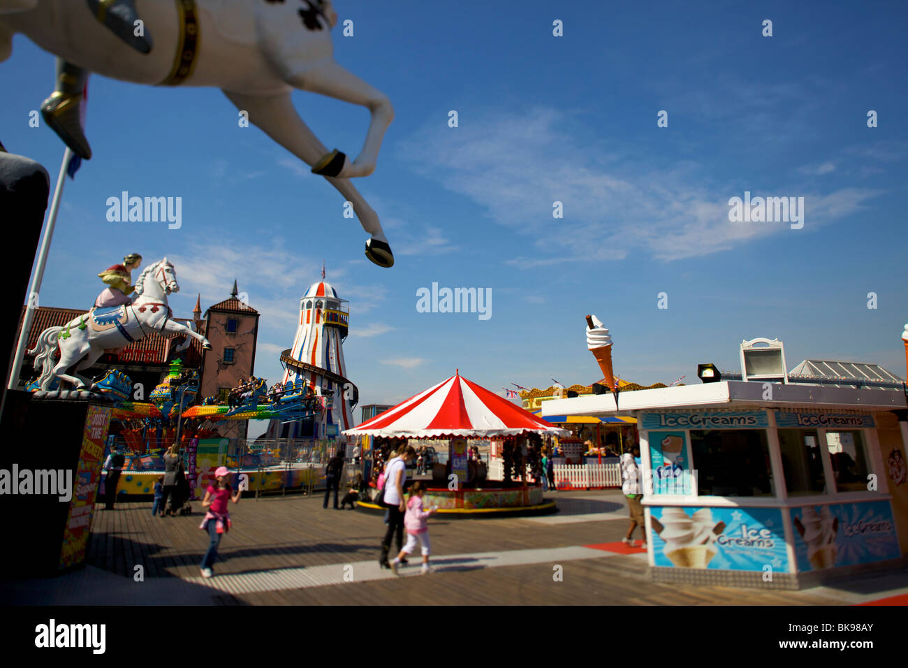 Brighton pier fun rides hi-res stock photography and images - Alamy