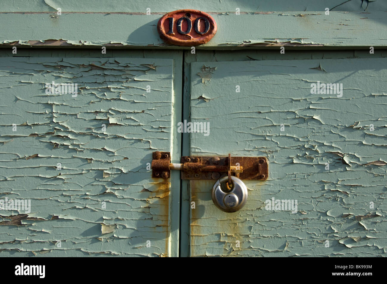 100 lock hi-res stock photography and images - Alamy