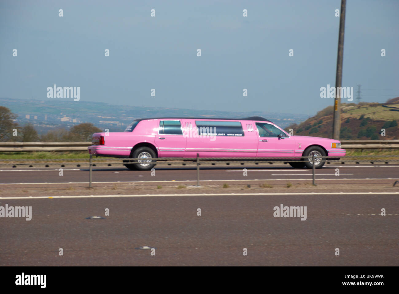 Pink Hummer Limo With Hot Tub