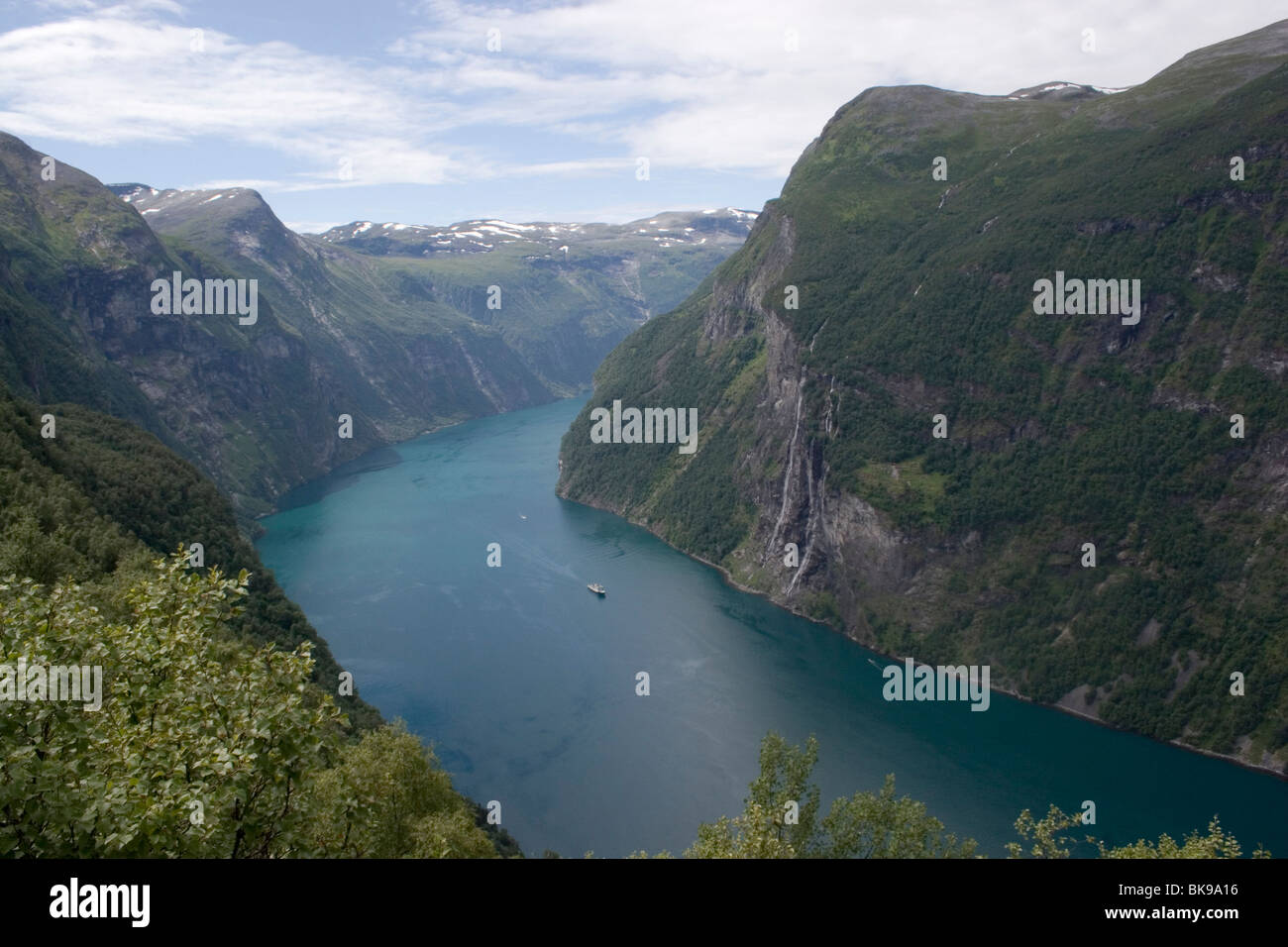 The small" cruise-ship on the water provides a clue about the ...