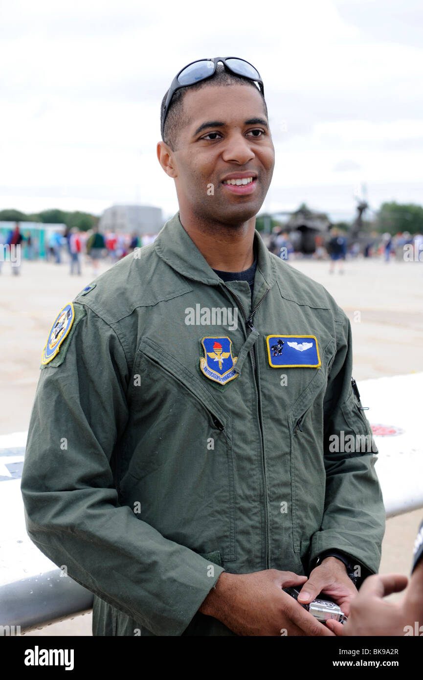 Pilot united states army air forces hi-res stock photography and images ...