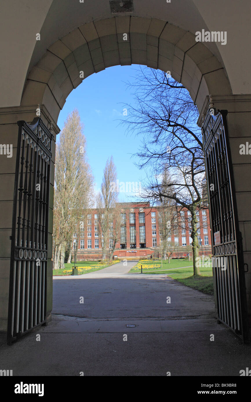 Main Library, University of Birmingham, Edgbaston Campus, West Midlands ...