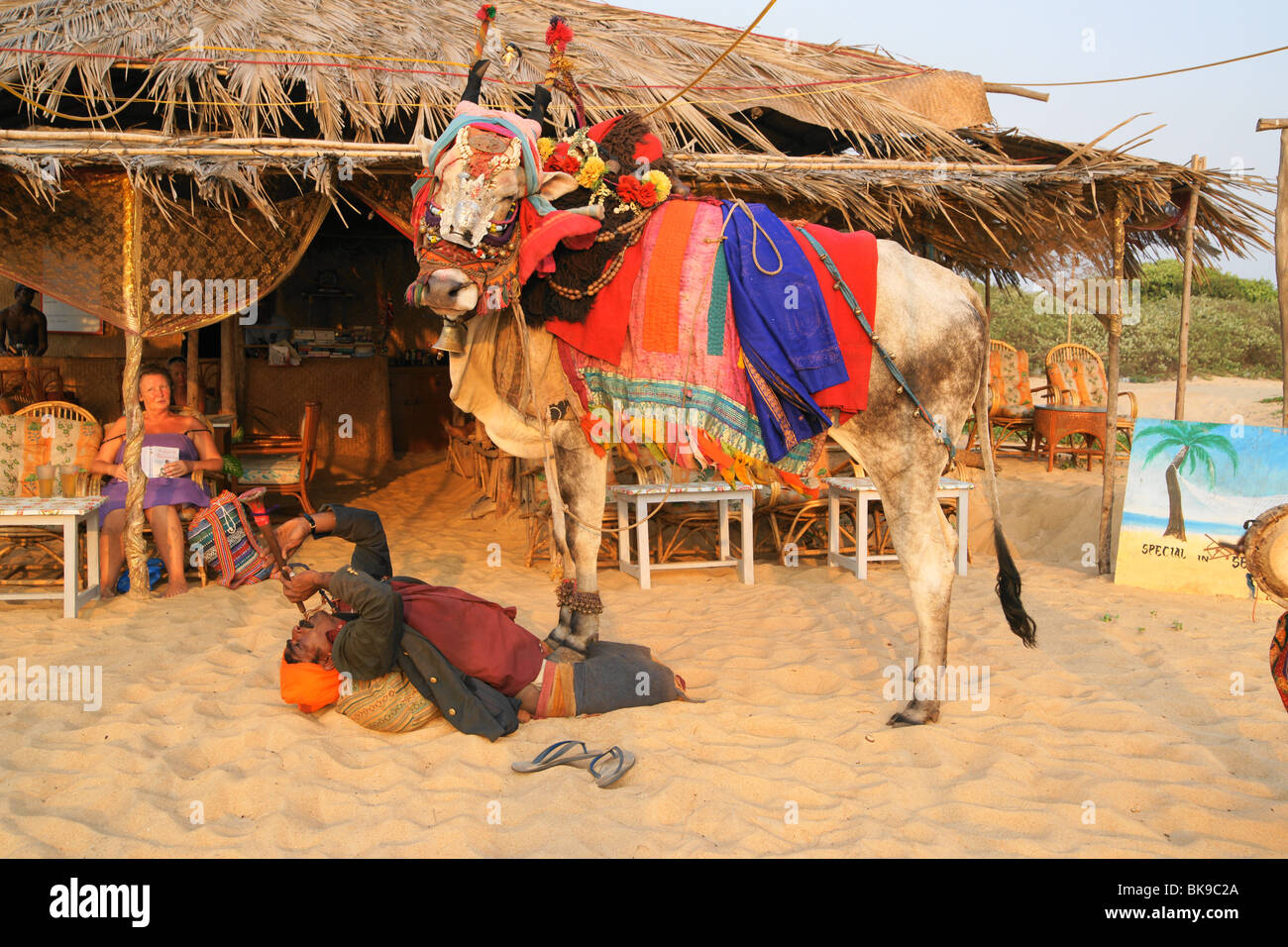 Dancing beggars hi-res stock photography and images - Alamy