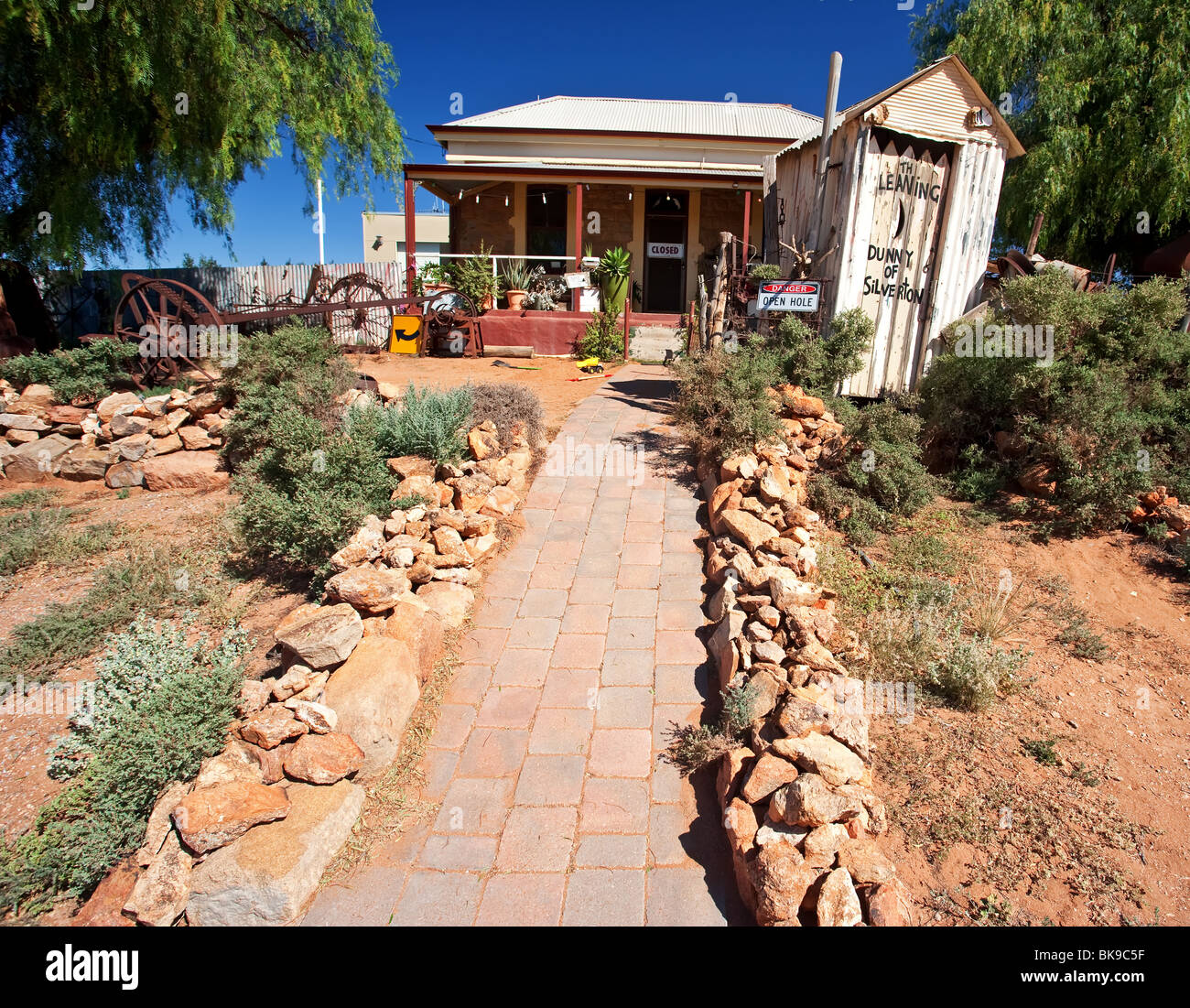 Outback dunny hi-res stock photography and images - Alamy