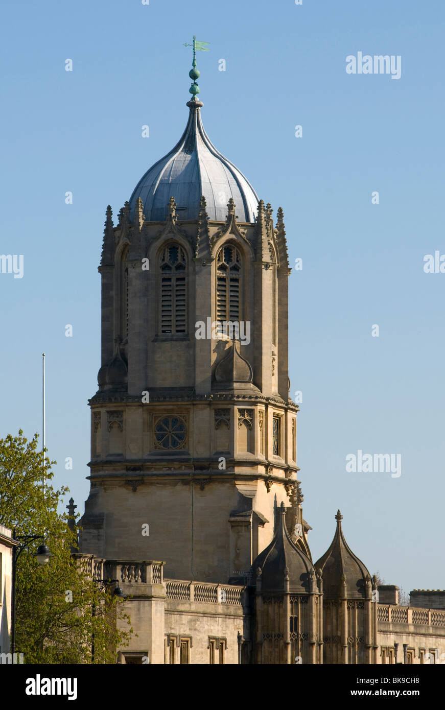 The tower at Christchurch college, Oxford, known as Tom Tower Stock ...