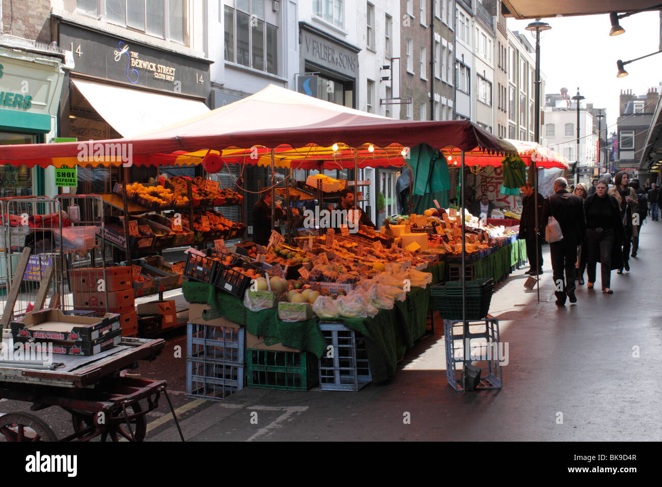 Berwick street market hi-res stock photography and images - Alamy