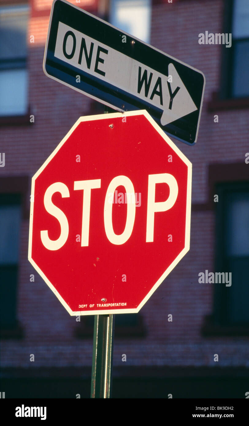 Rectangular stop sign hi-res stock photography and images - Alamy