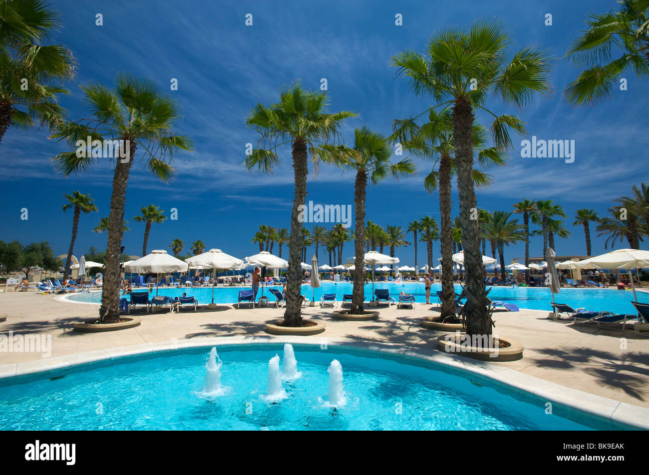 Swimming pool hilton hotel in hi-res stock photography and images - Alamy
