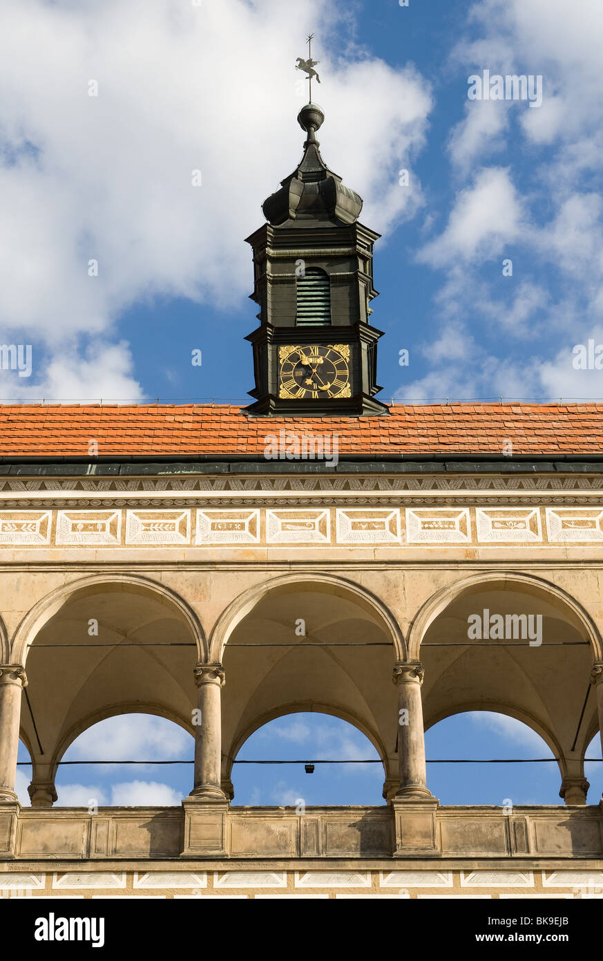 Peristyle castle hi-res stock photography and images - Alamy