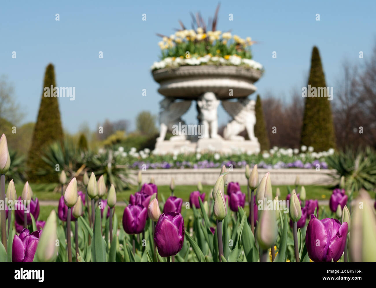 Beautiful springtime scene hi-res stock photography and images - Alamy