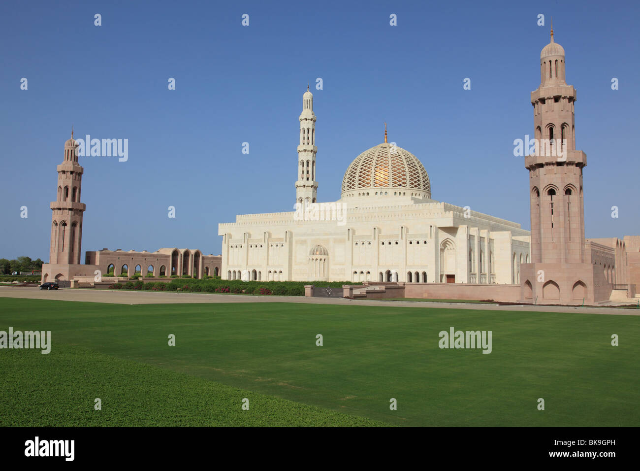 Grand Mosque Sultan Qaboos, Muscat, capital city area Al Khuwayr ...