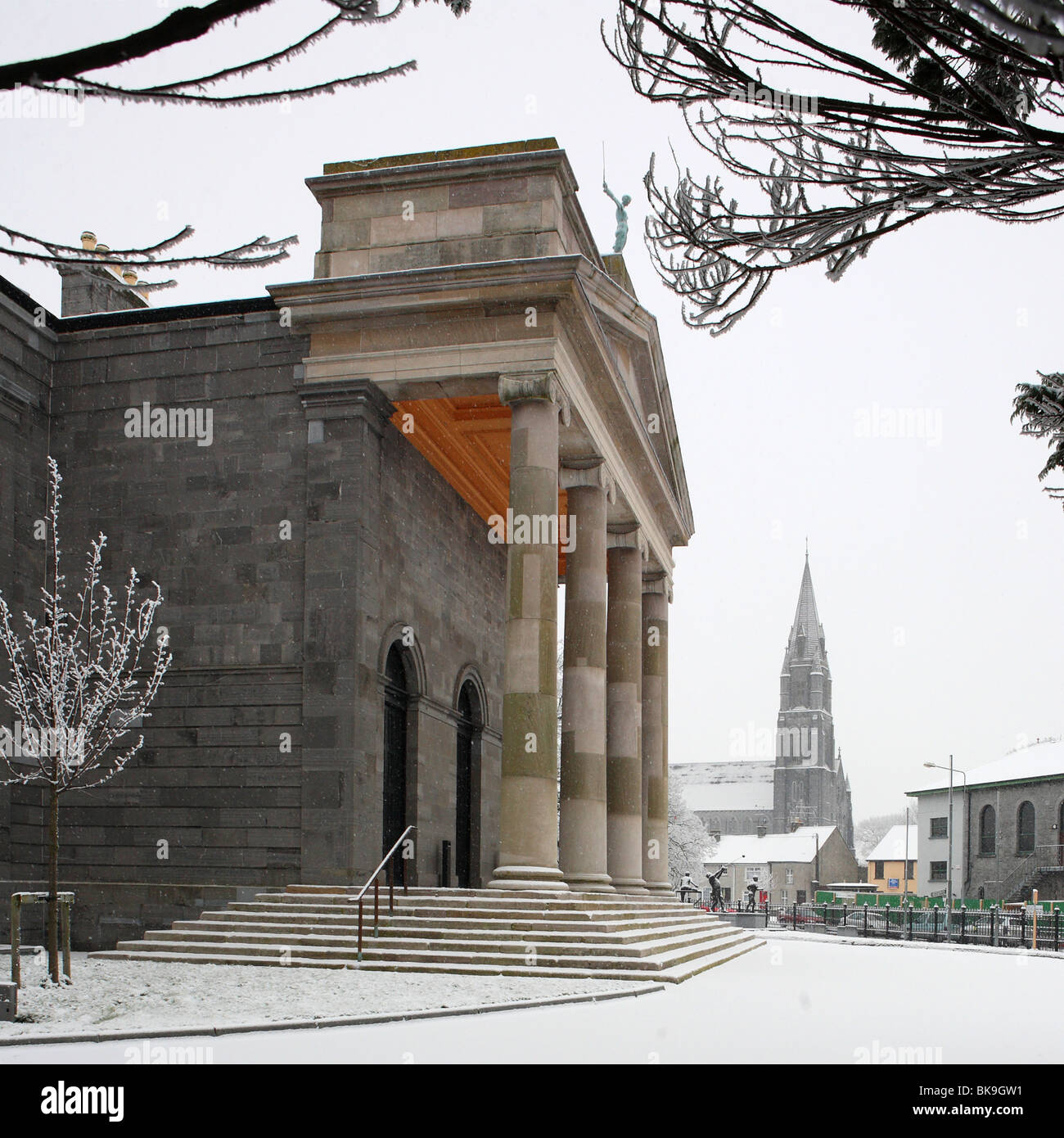 Nenagh Courthouse with St. Mary's of the Rosary Church in the ...