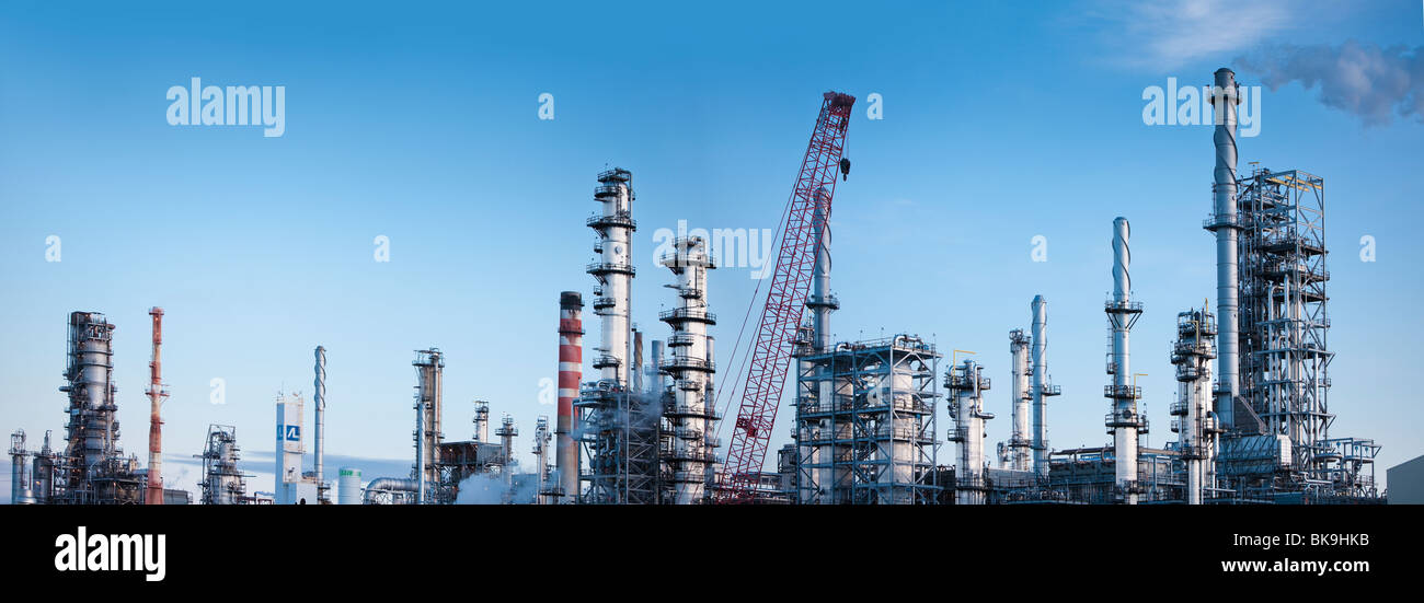 Ultramar Jean-Gaulin Refinery in Quebec Stock Photo - Alamy