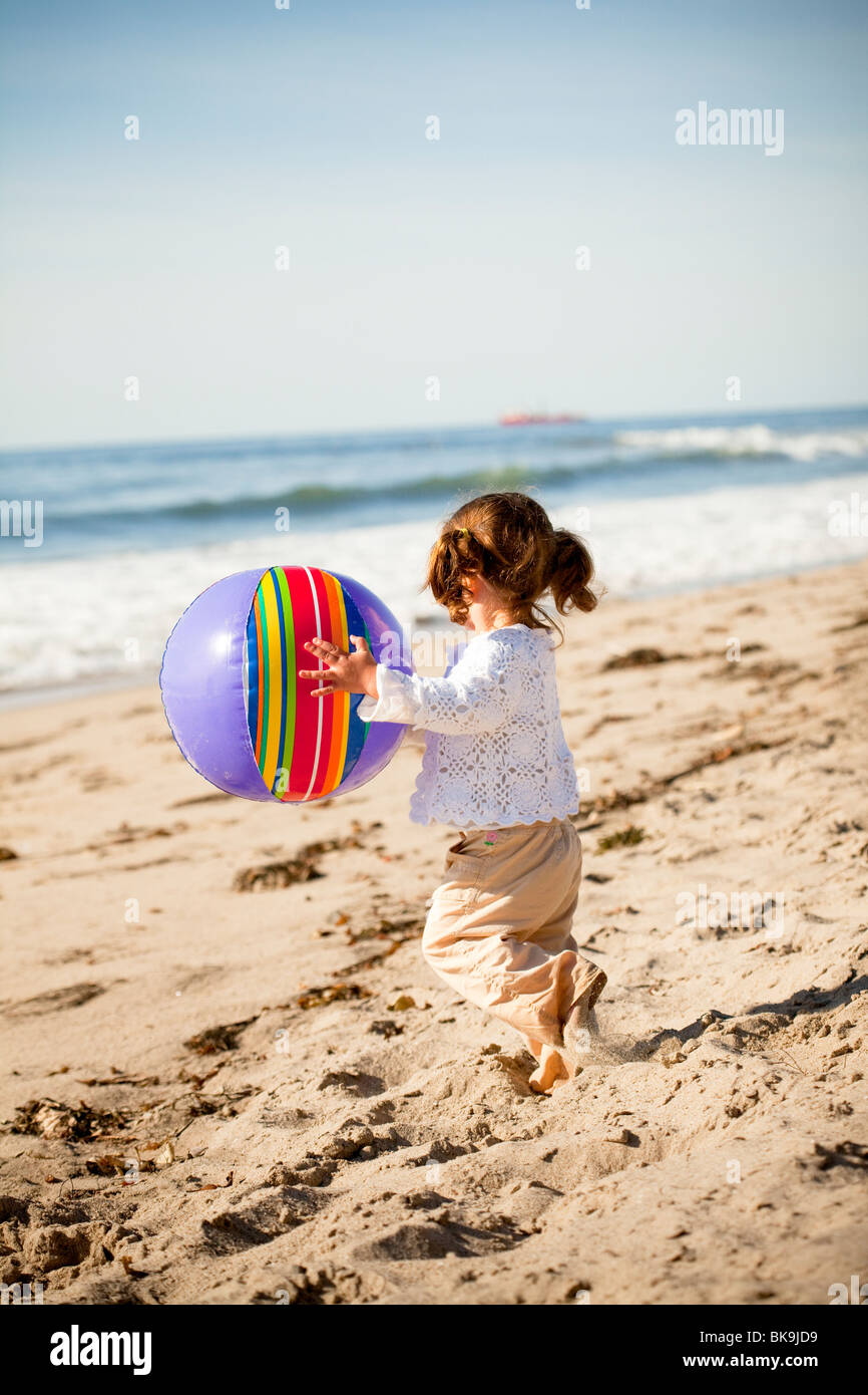 Beach ball hi-res stock photography and images - Alamy