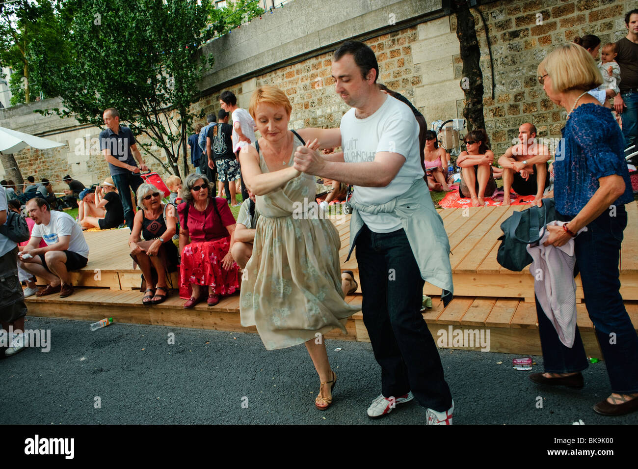 French couple enjoying public events hi-res stock photography and ...