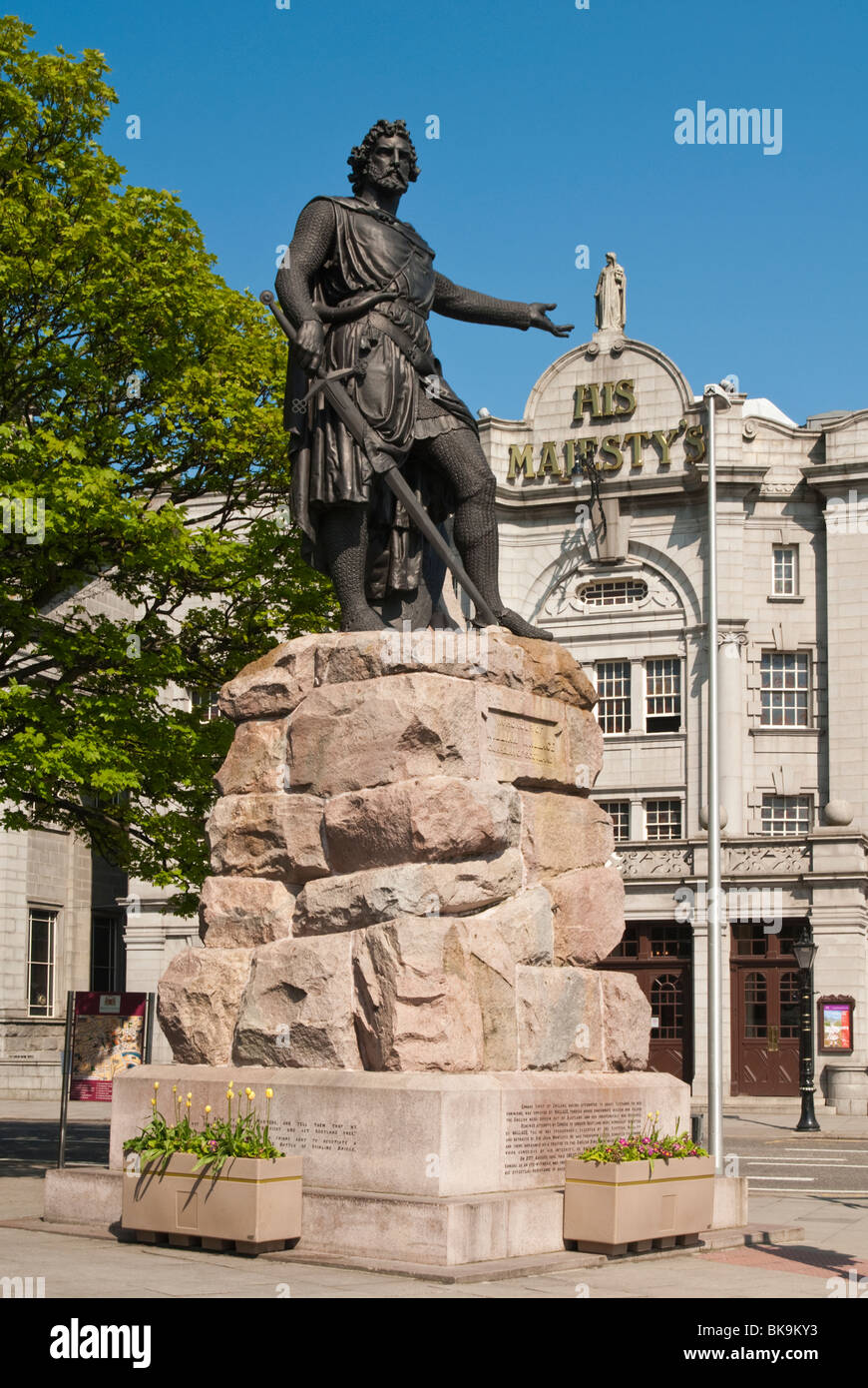 The william wallace statue hi-res stock photography and images - Alamy