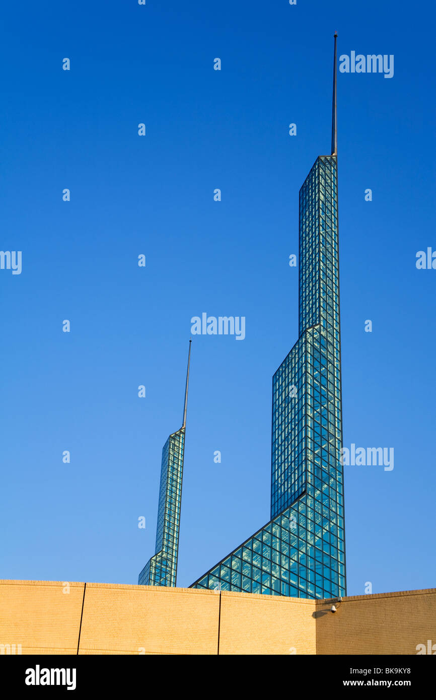 Portland convention center hi-res stock photography and images - Alamy