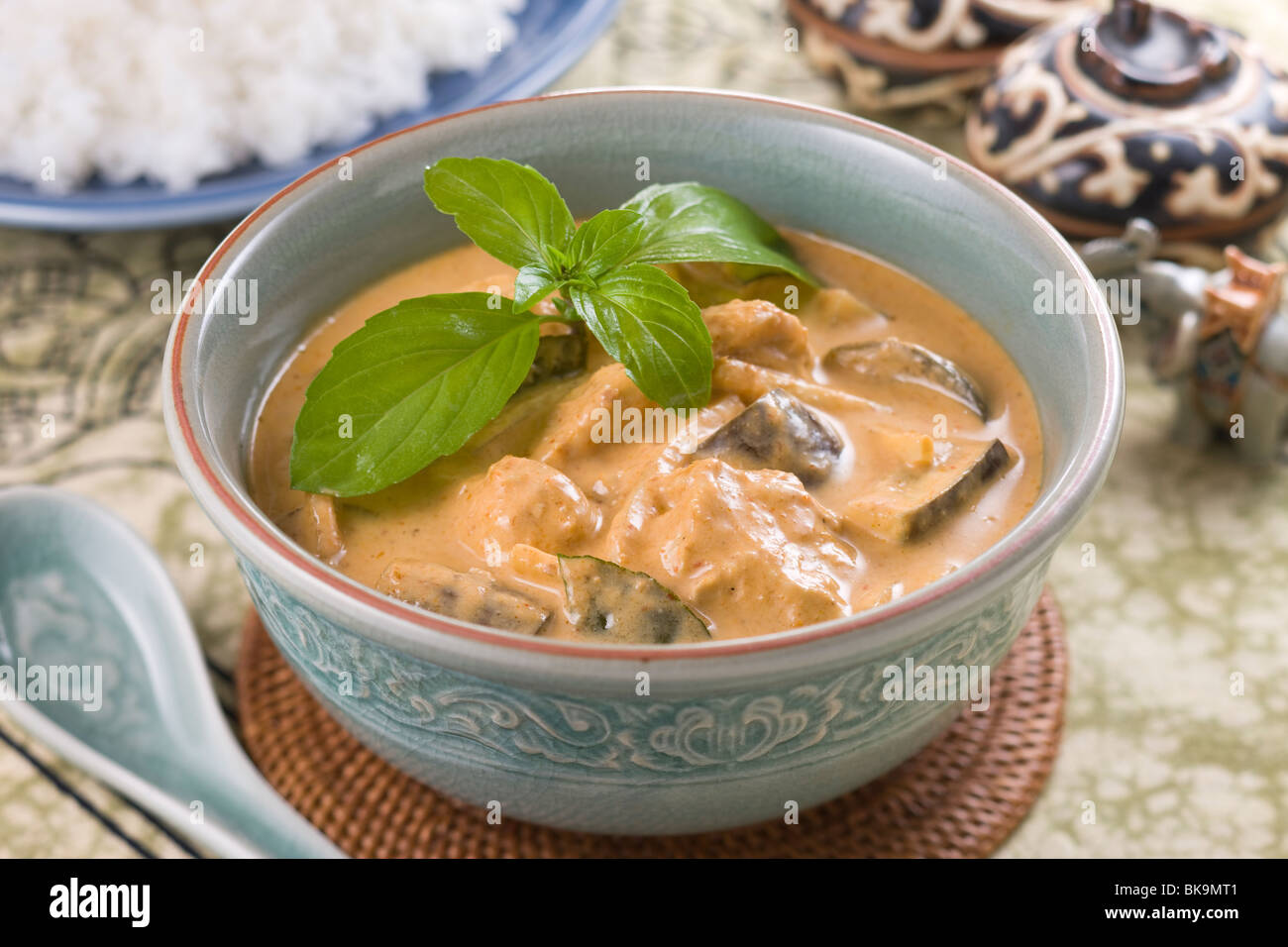 Gaeng Phed Daeng Stock Photo - Alamy