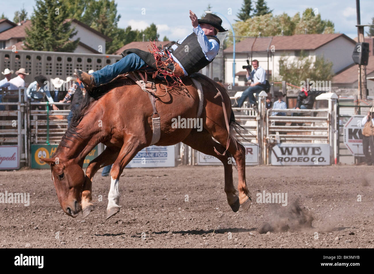 Bareback Bronc Riding Stock Photos & Bareback Bronc Riding Stock Images ...