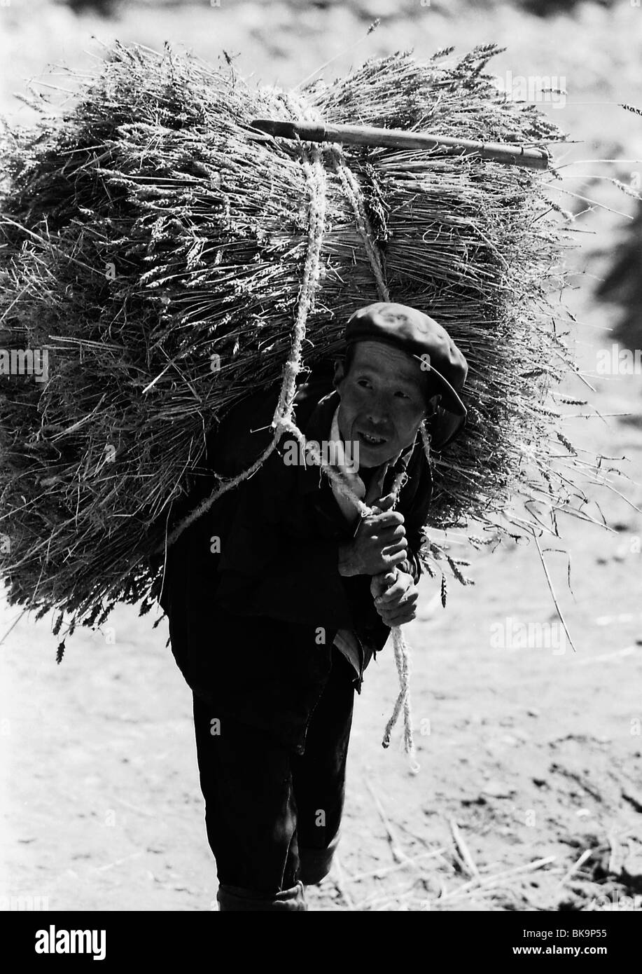 Gansu china Black and White Stock Photos & Images - Alamy