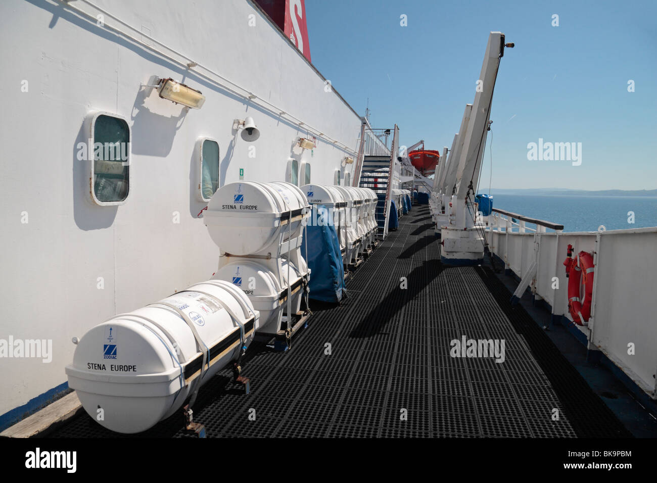 Inflatable life raft High Resolution Stock Photography and Images - Alamy