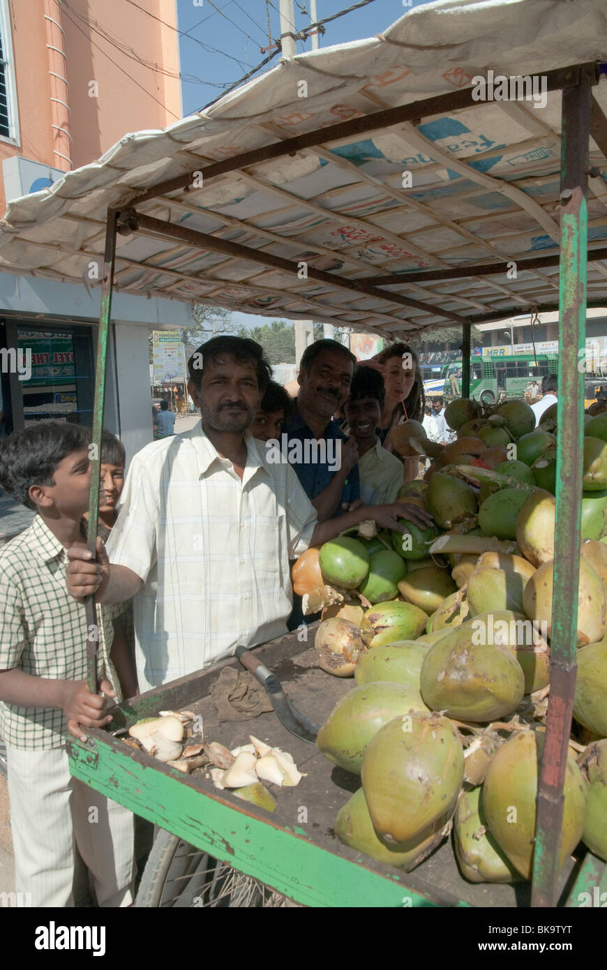 Indigenous coconut work hi-res stock photography and images - Alamy