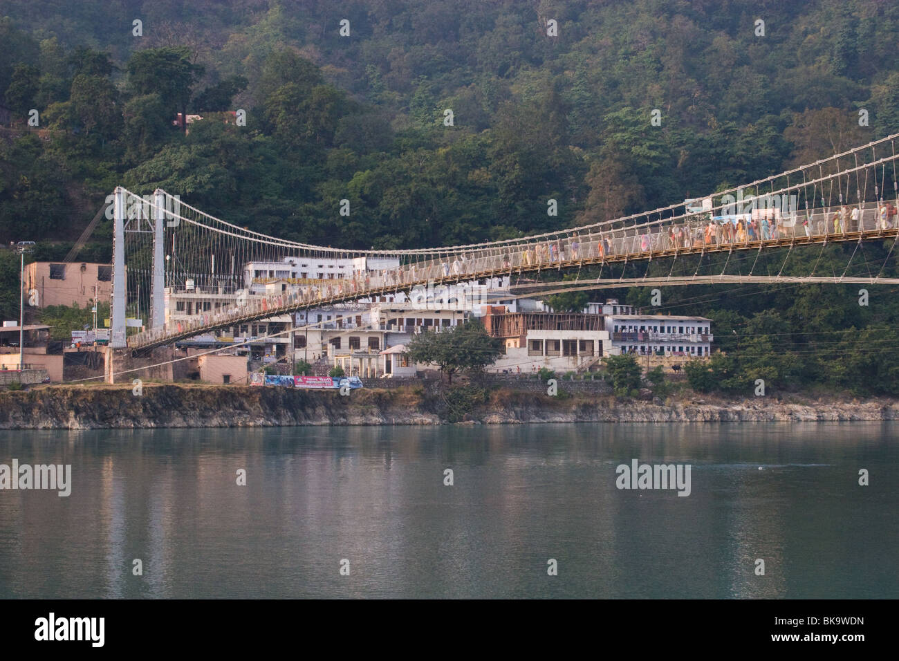Lakshman Jhula bridge in Rishikesh, India Stock Photo - Alamy
