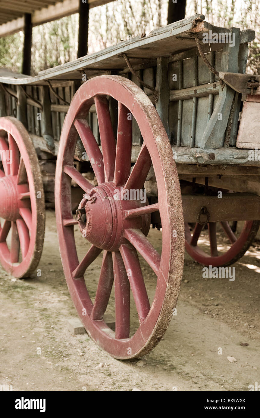 Wheel of cart hi-res stock photography and images - Alamy