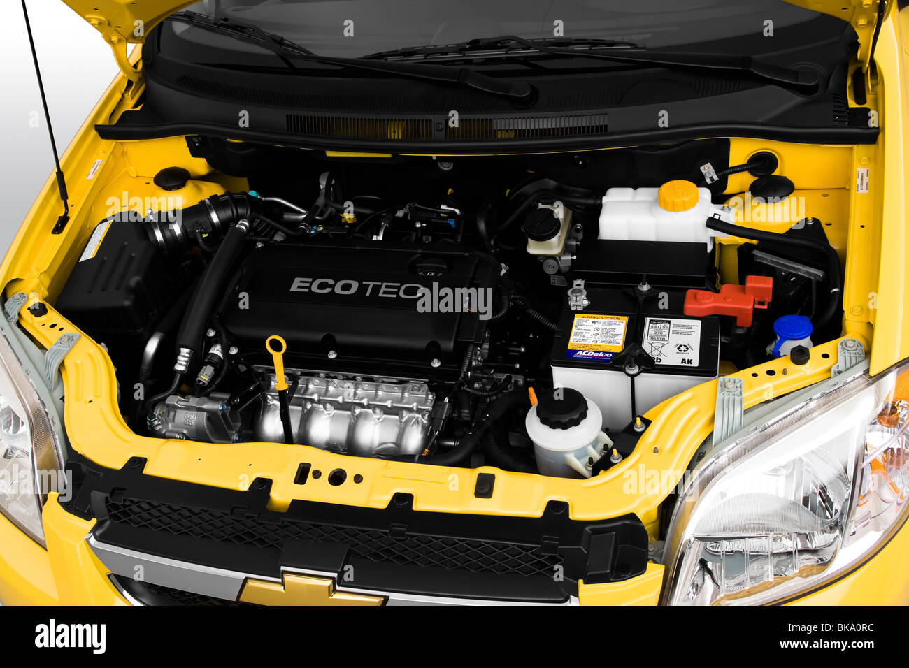 1lt engine hi-res stock photography and images - Alamy